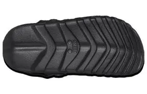 CROCS Duet Max Clogs