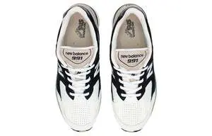 NEW BALANCE X Sneakersnstuff 991 Made In England Sneakers - Black/white/grey