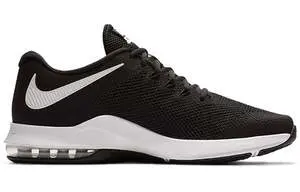 Nike Max Alpha Trainer Sneakers