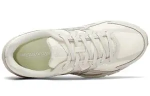 NEW BALANCE 480v5 Low Top Sneakers - Cream
