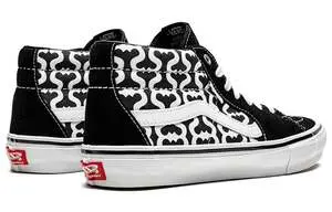 VANS Supreme X "monogram S" Grosso Mid Sneakers - Black