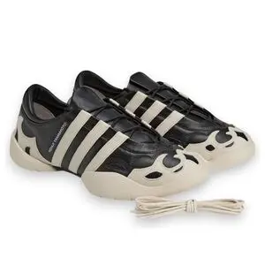 Adidas Y-3 Regu 2002 Sneakers