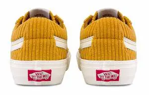 VANS Sk8-low Corduroy Sneakers - Yellow