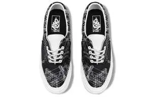 VANS C2h4 X Era Low Top Sneakers