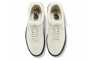VANS Gilbert Crockett Low Top Sneakers - White/black