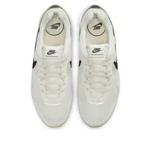 Nike Venture Runner Wide - Light Brown