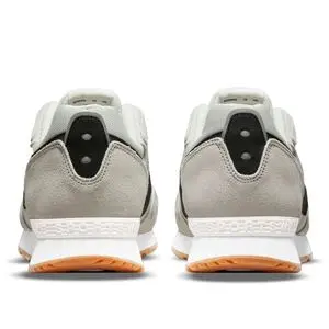 Nike Venture Runner Wide - Light Brown