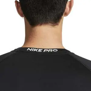 Nike Pro Dri-fit Slim Short-sleeve Top