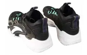 ANTA Ufo Airspace 3 Sneakers - White/black