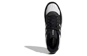 Adidas Originals Courtic Low Top Sneakers - White/black