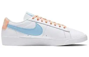 Nike Blazer Low Le Sneakers - White/yellow/blue