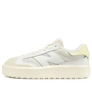 NEW BALANCE Ct302 Sneakers - White/beige