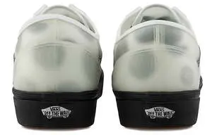 VANS Comfycush Slip-skool Sneakers - Black/white