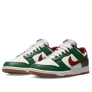 Nike Dunk Low "gorge Team Red" Sneakers - Green