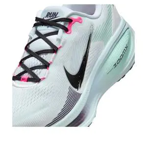 Nike Zoom Vomero 18