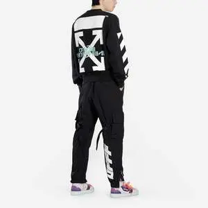 Off-White Graphic Print Sweatshirt