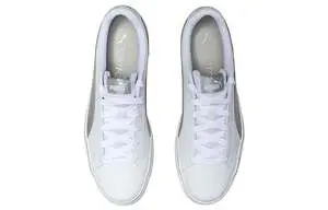 PUMA Court Point Vulc V2 Sneakers