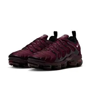 Nike Vapormax Plus Sneakers