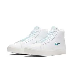 Nike Zoom Blazer Mid Premium Sb Sneakers
