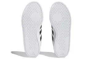 Adidas Breaknet 2.0 Low Top Sneakers