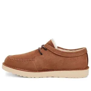 UGG Campout Lace Low Boots - Chestnut Brown