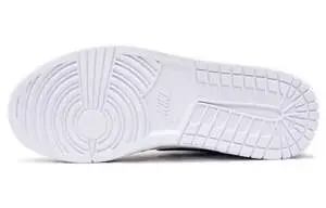 Nike Riccardo Tisci X Nikelab Dunk Lux Chukka Sneakers - White/black