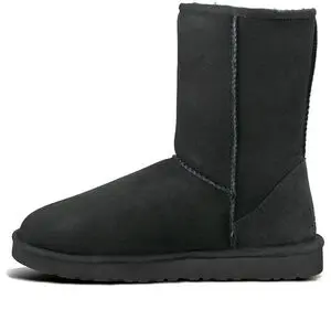 UGG Classic Short Boots - Black