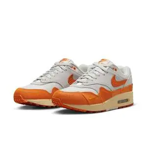 Nike Max 1 Master Magma Sneakers