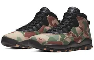 JORDAN Retro 'desert Camo' Sneakers - Brown