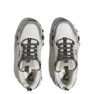 FILA Oakmont Tr V2 Sneakers