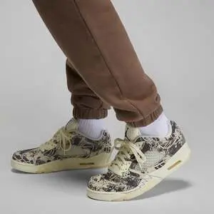 JORDAN Wordmark Fleece Sweatpants - Brown