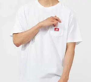 NEW BALANCE Essentials Pocket T-shirt Asia Sizing - White