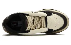 FILA Mix Low Skate Shoes - Cream White/black/brown