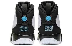 JORDAN Retro High Top Sneakers - White