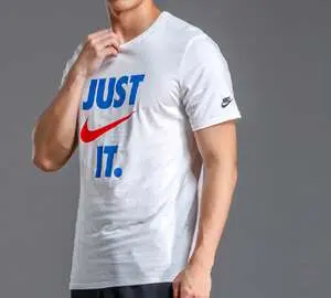 Nike Graphic T-shirt