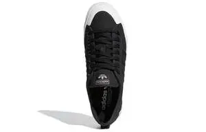Adidas Nizza Low Top Sneakers With Oversize Heel Logo - Black