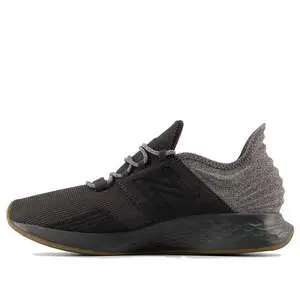 NEW BALANCE Fresh Foam Roav Low Top Sneakers - Black