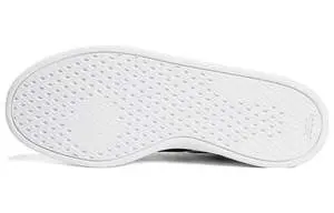 Adidas Breaknet Low Top Sneakers - Cloud White/core Black/cloud White