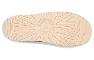 UGG Neumel Crafted Regenerate Ankle Boots - Sand