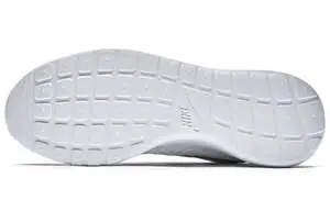 Nike Rosherun Br 'white Metallic' Sneakers