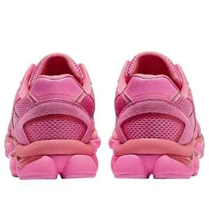 Onitsuka Tiger Tigrun Sneakers - Dragon Fruit