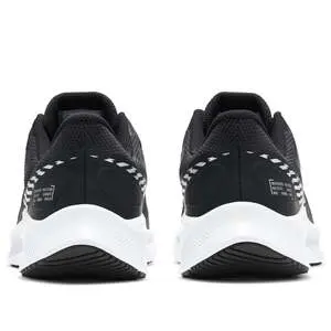 Nike Quest 3 Shield Athletic Sneakers - Black/white
