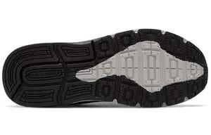 NEW BALANCE 1540v3 Lace Up Sneakers - Black