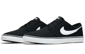 Nike Portmore 2 Solar Canvas Sb Low Top Sneakers - Black