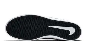 Nike Portmore 2 Solar Canvas Sb Low Top Sneakers - Black