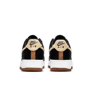 Nike Force 1 '07 Lv8 Sneakers