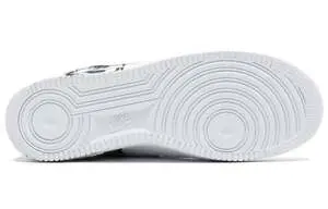 Nike X Supreme X Comme Des Garcons Air Force 1 Low "eyes