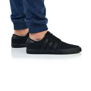 Adidas Seeley Sneakers - Black