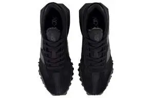 NEW BALANCE Xc-72 "triple " Low Top Sneakers - Black