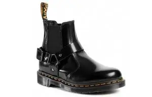 Dr. Martens Wincox Leather Chelsea Boots